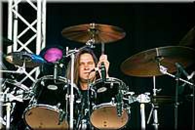 MEGADETH: Shawn Drover neuer Drummer | News | vampster - Dein Metal Webzine