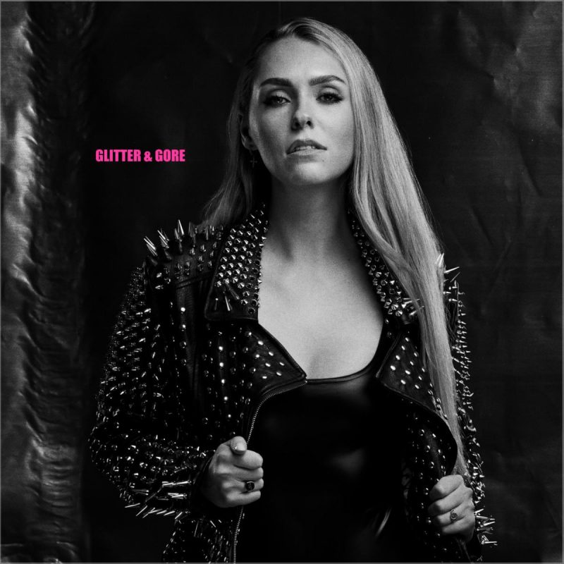 LILY LÖWE: neue Hard Rock Single "Glitter & Gore" mitsamt Video-Clip ...