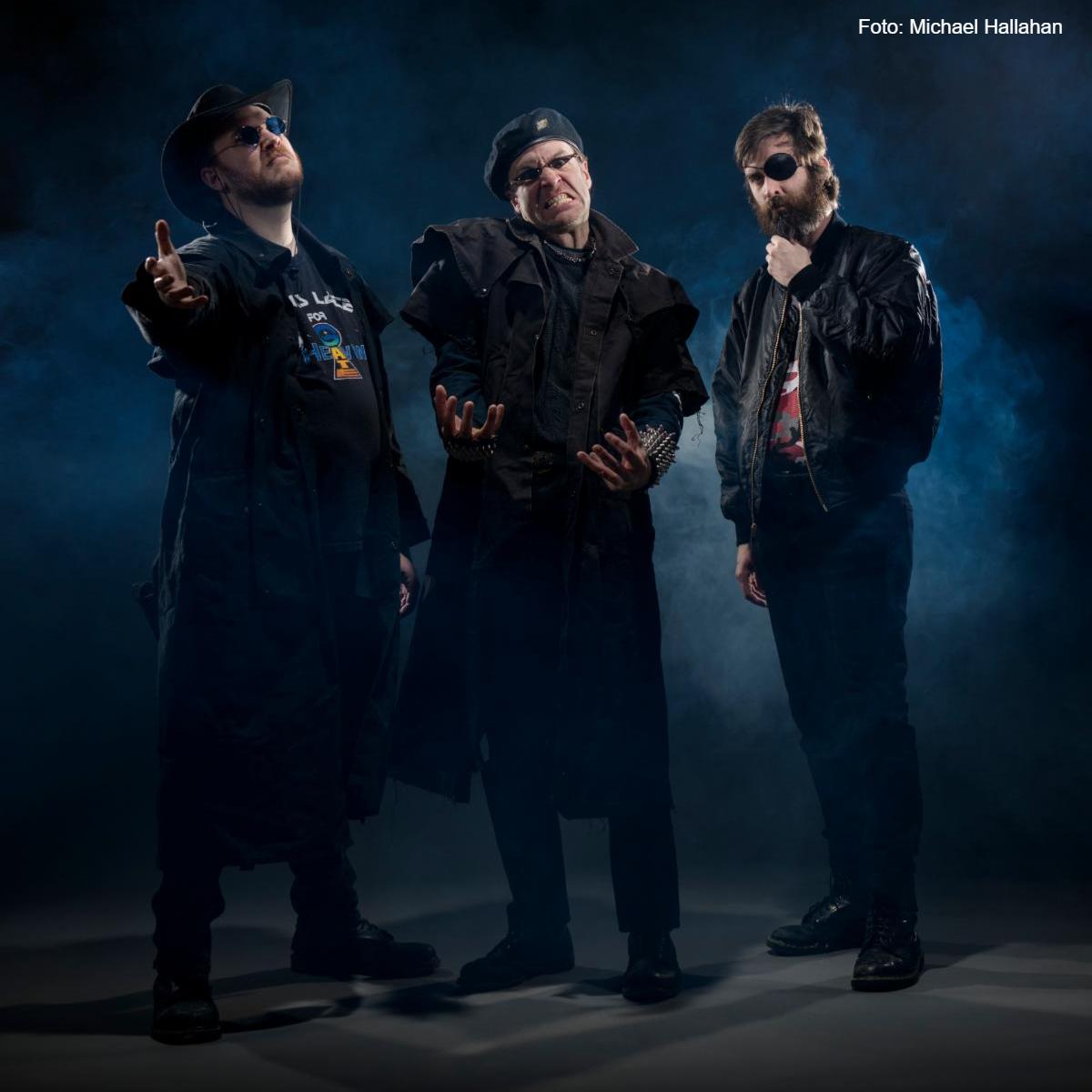 MANIC ABRAXAS: dritter Track vom neuen Avant Doom / Punk Album ...