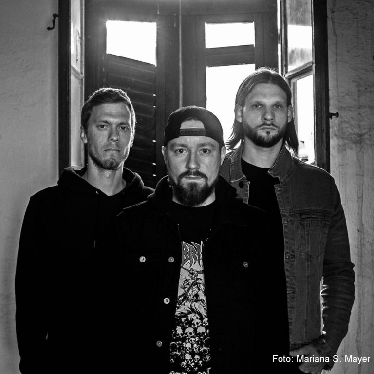 SKELETON PIT: unterschreiben Labeldeal bei MDD Records | News ...